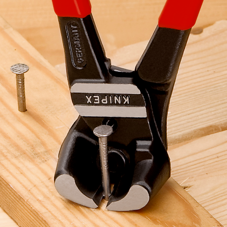 Bolt End Cutting Nipper High lever transmission | KNIPEX