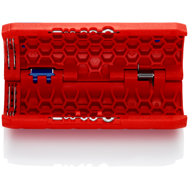 KNIPEX TwistCut® Corrugated Pipe Cutter | KNIPEX